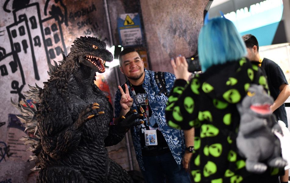 Les fans de Godzilla célèbrent ses 70 ans au Comic-Con | SNRT News